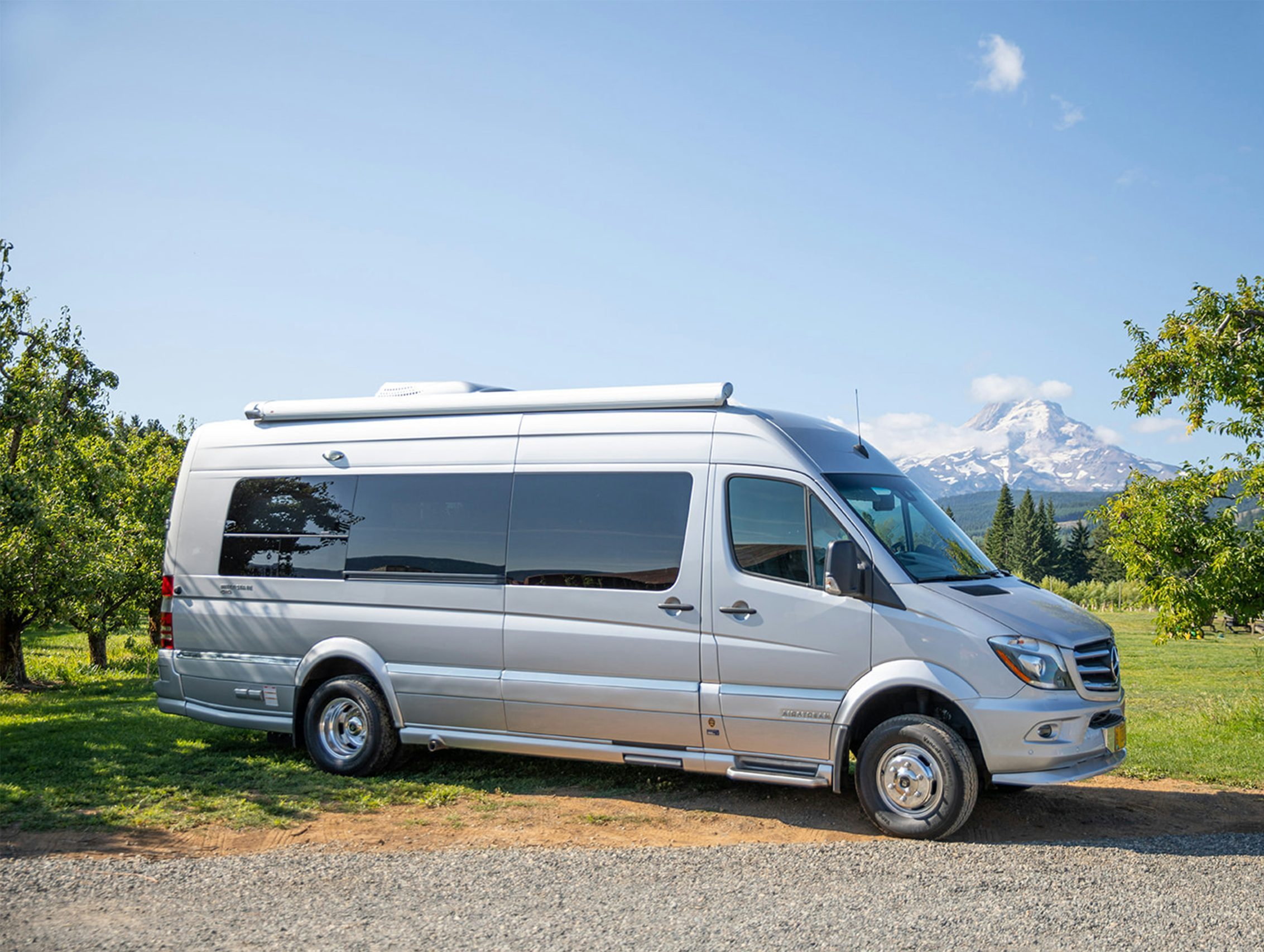 Van / Mini Bus (PSV) - Pdrive